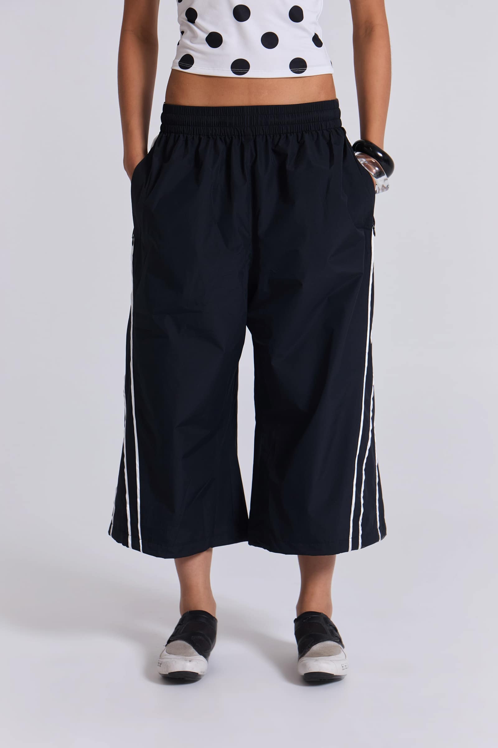 Black Vapor 3/4 Shorts | Jaded London | Clothing